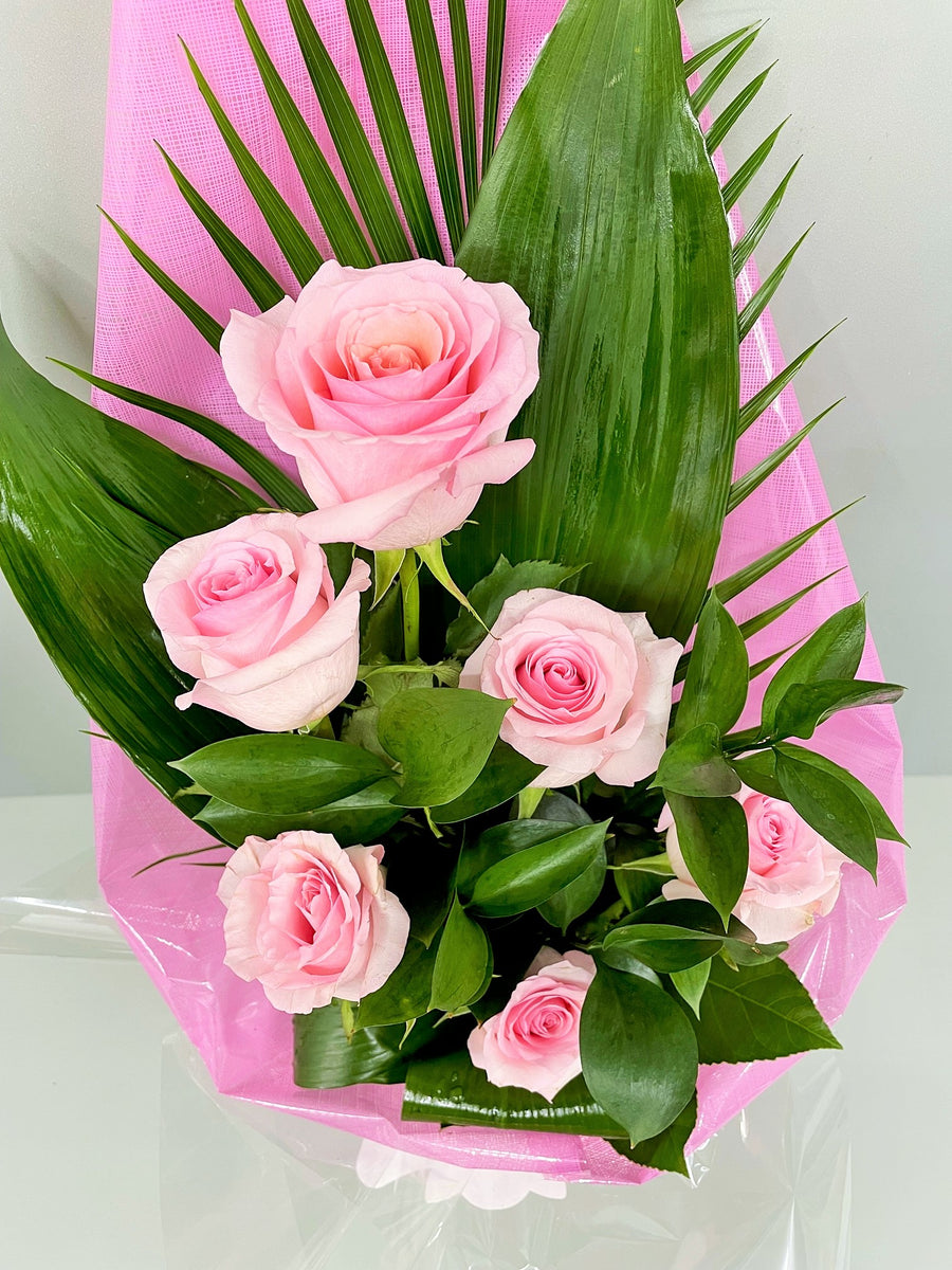 Modern Style Front Facing Rose Bouquet - From – Amaryllis Floral Design